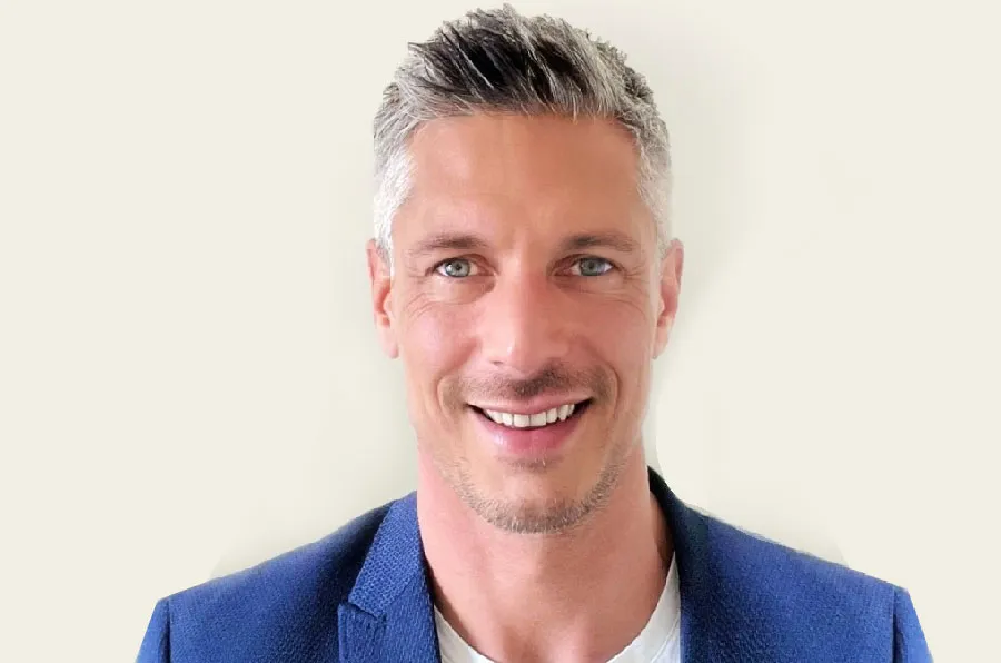 Modern Typographers | Famous Typographers | Best Typographers